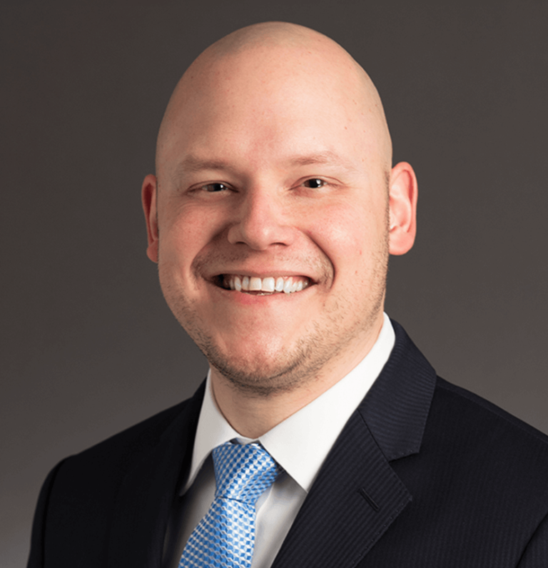 Robert Tucci, Senior Associate Attorney | Zipin, Amster, & Greenberg